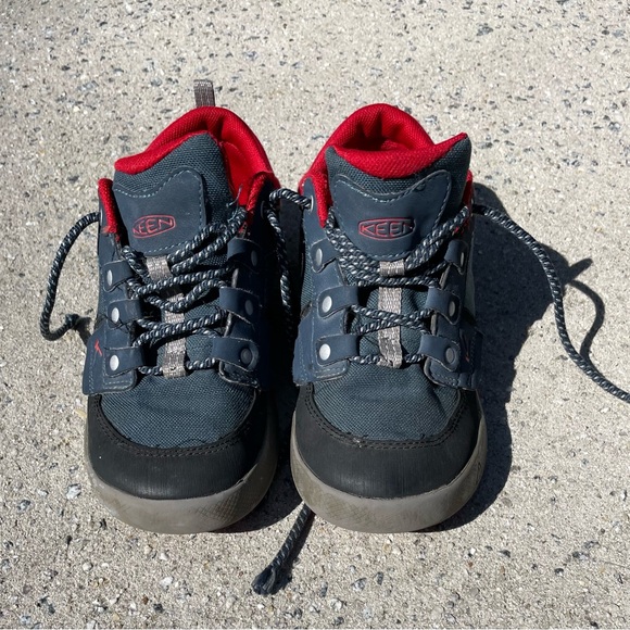 Keen | Shoes | Keen Encanto Wesley Blue Red Sneakers Size Youth 3 ...